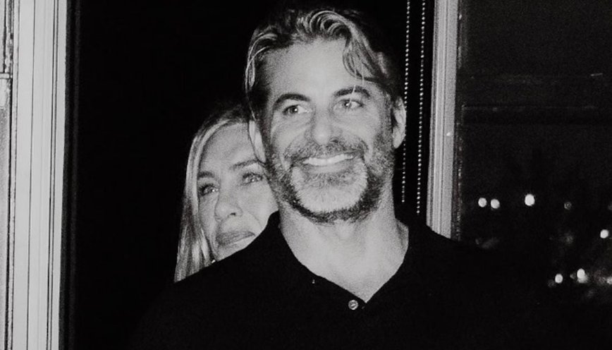 Jennifer Aniston'S Coastal Love Dilemma: Navigating Romance With Jim ...